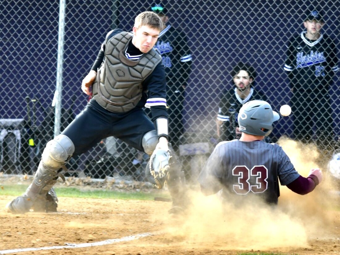 Little Lions bite Huskies, 4-2 | News, Sports, Jobs - The Sentinel